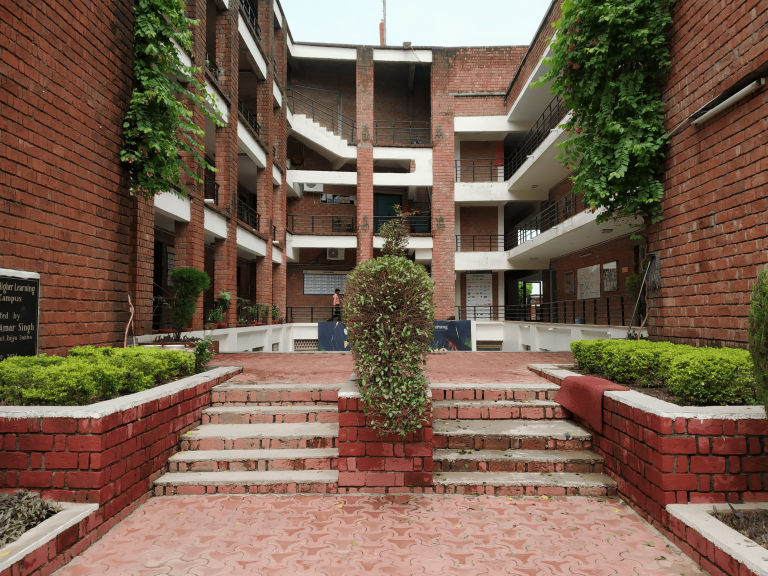 IILM Lucknow | Best PGDM & PGDM (Finance) College